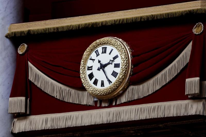 ¿Qué hora es? Revisa el reloj oficial para Chile | T13