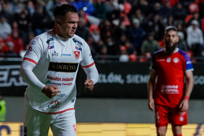 Impactante cambio físico de Nicolás Vargas al llegar a Huachipato