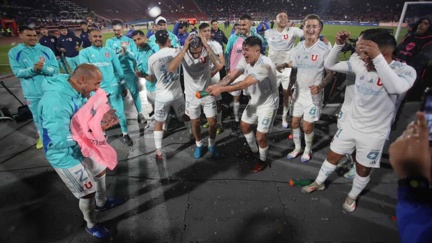 ¡Celebran los Azules! U de Chile recibe una gran noticia tras agónico ...