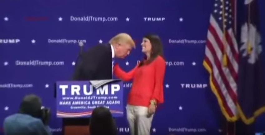 Video Donald Trump Demuestra Que No Usa Peluca