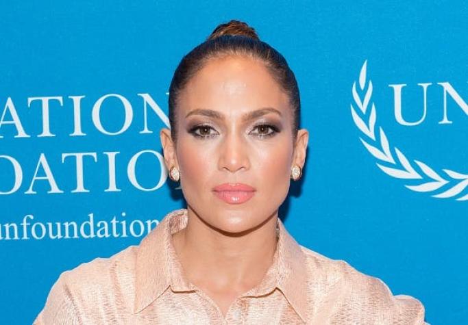 JLo recibe título de la Fundación de las Naciones Unidas
