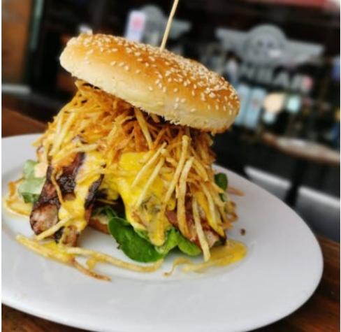 La historia de SanBar, el icónico restaurante de la Plaza Ñuñoa