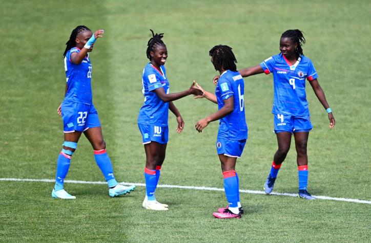 Roselord Borgella: La ex estrella de Santiago Morning que mete miedo a ...