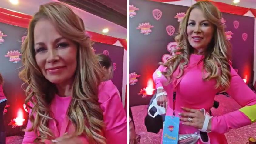 Cathy Barriga llegó vestida de Barbie a avant premiere