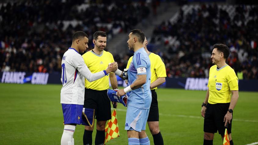 El notable gesto de Kylian Mbappé con un integrante de La Roja que sacó ...