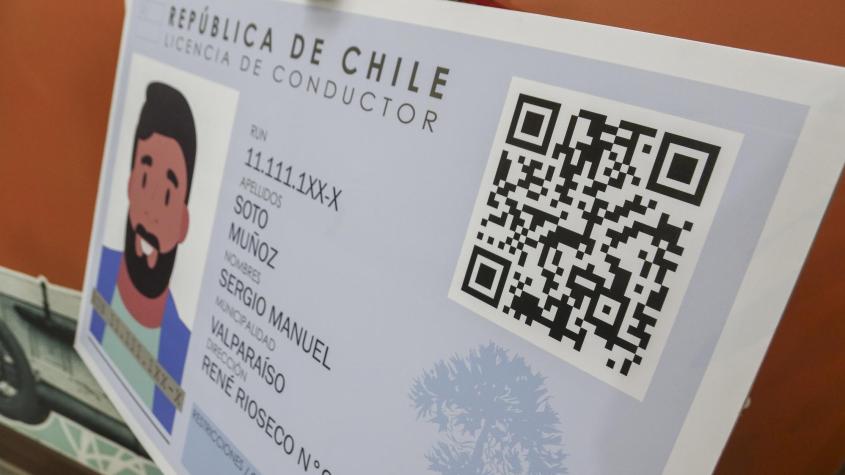 Llega a la RM la nueva licencia de conducir digital | T13